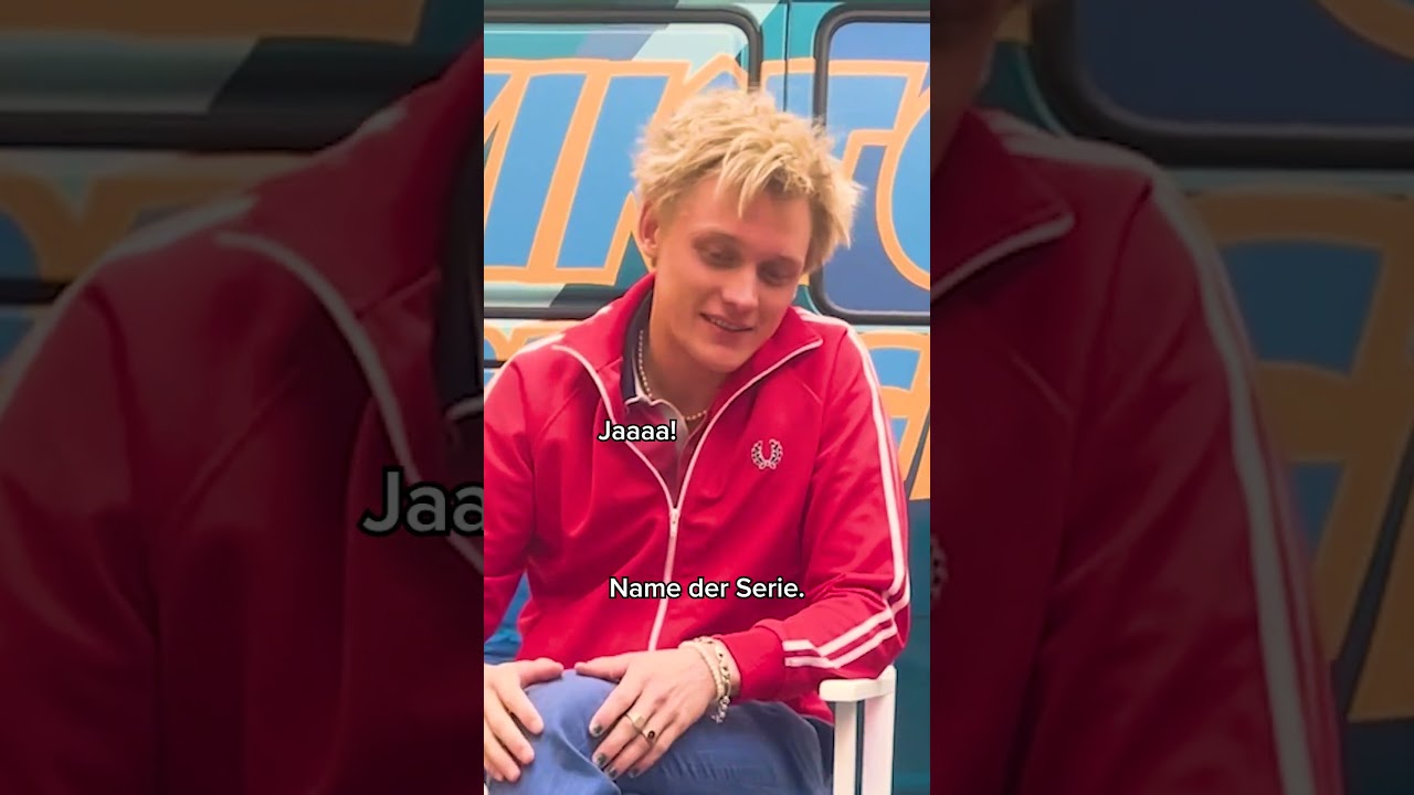 The Masked Singer: Das Faultier groovt 'Volare' von Domenico Modugno ...